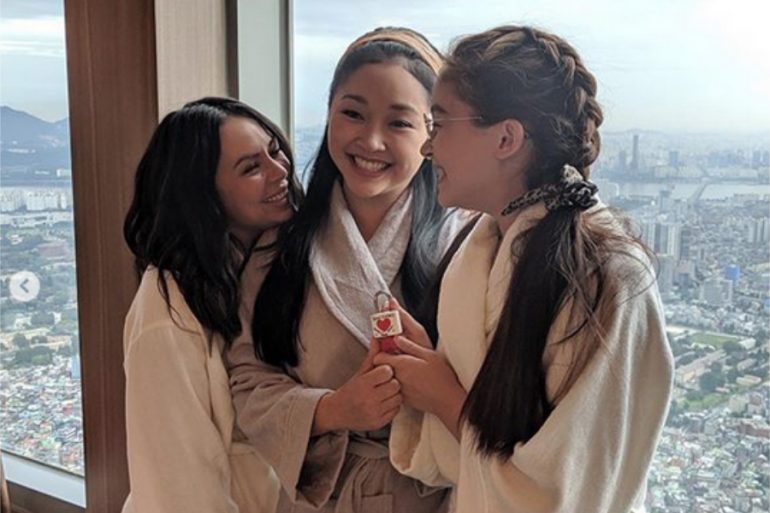 Janel Parrish revela la fecha de estreno de 'A todos los chicos: para ...