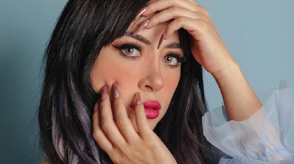 Tag de la primera vez con Legna Hernández | Tú en línea