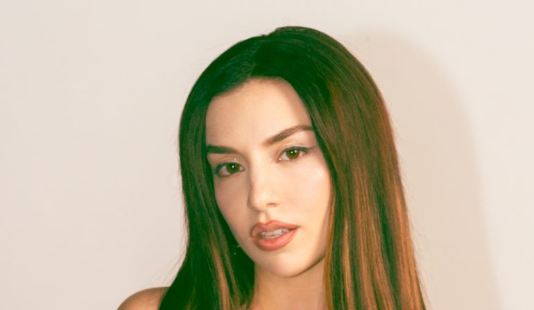 ¡Ava Max nos presume su nuevo sencillo! | Tú en línea